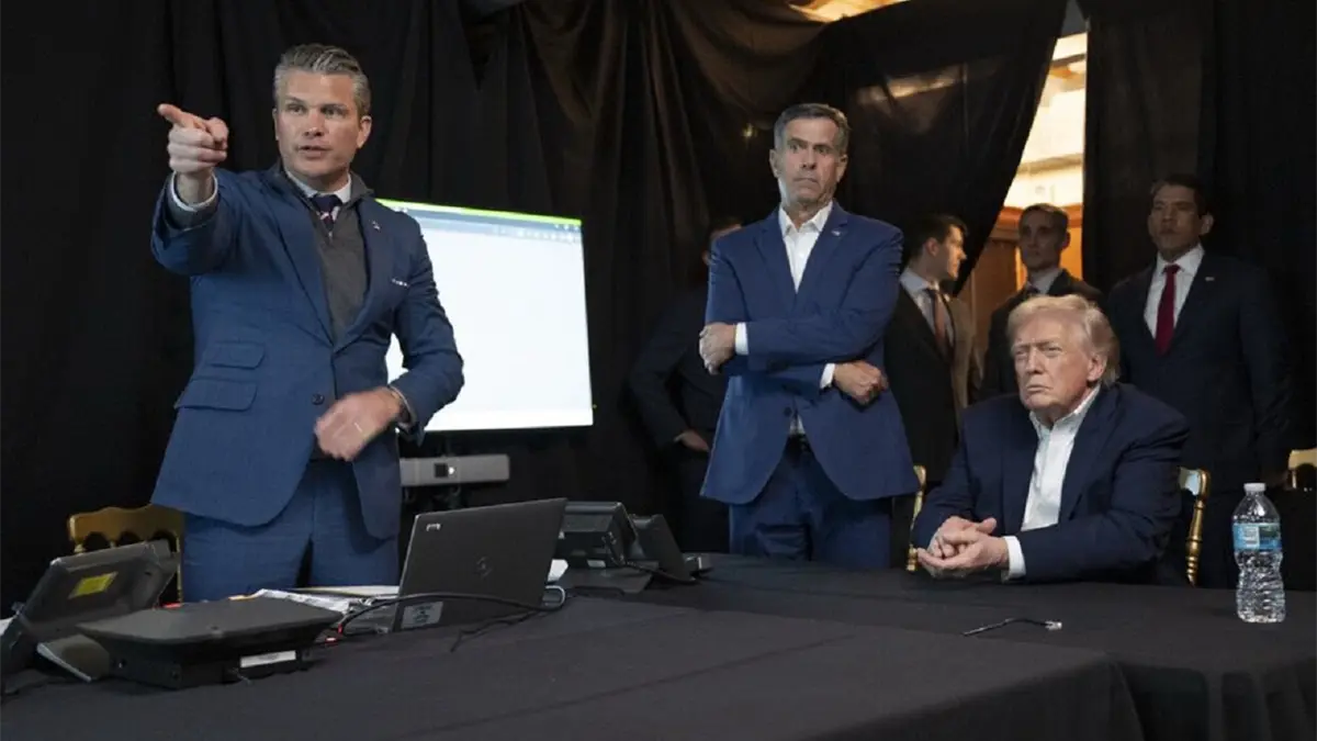 Trump publica fotos de 'Situation Room' | Noticias SIN