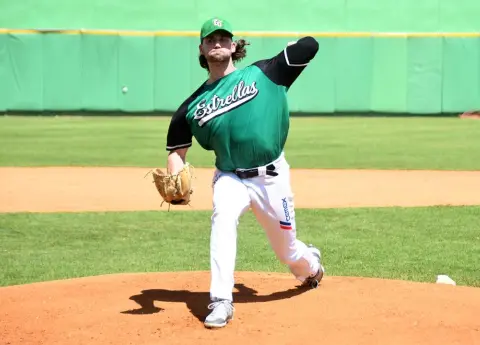 Estrellas reciben a Lewin Díaz, Eguy Rosario, Aaron Leasher y Río Gómez ...