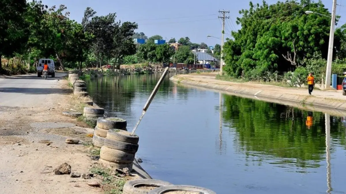 Encuentran cuerpo de un hombre flotando en canal de riego en Santiago | Noticias SIN