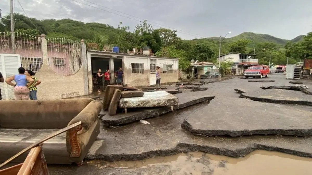 Al menos dos muertos por el devastador huracán Beryl en Jamaica | Noticias SIN