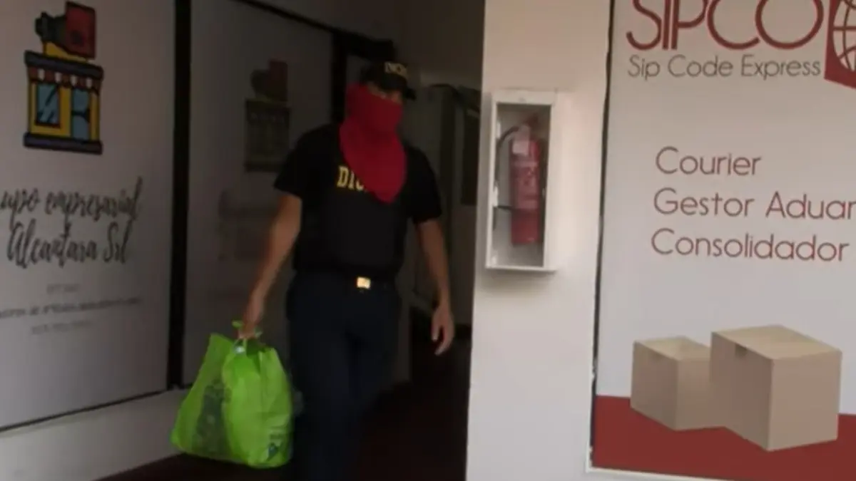 Realizan allanamiento a empresa vinculada a supuesta estafa inmobiliaria | Noticias SIN