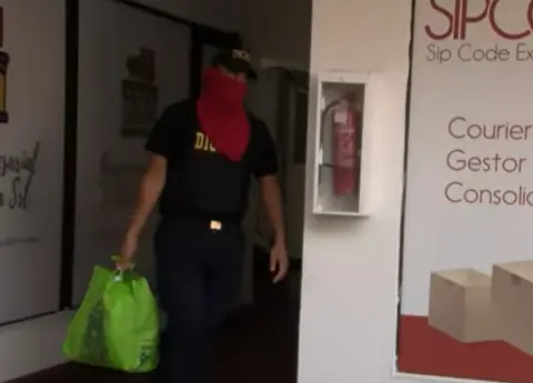 Realizan allanamiento a empresa vinculada a supuesta estafa inmobiliaria | Noticias SIN