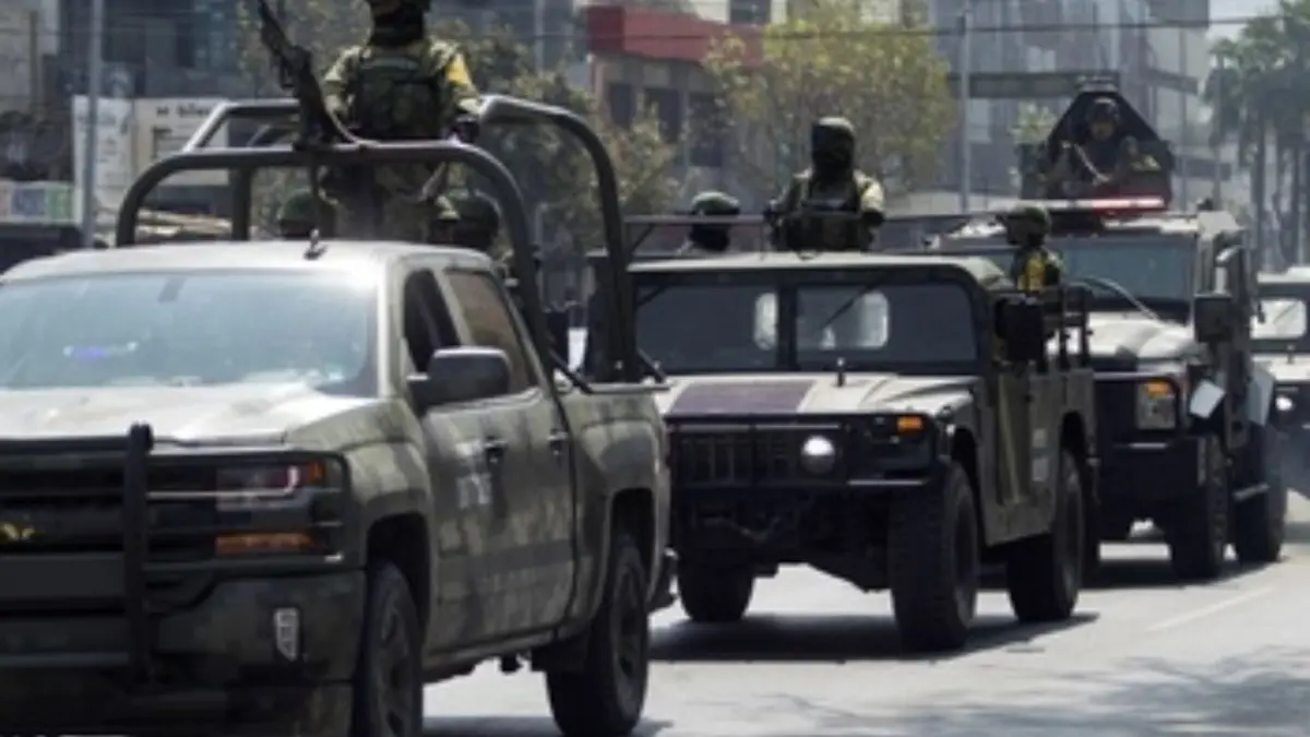 Captura de capo de cártel detona balaceras y cierre de aeropuerto en mexicana Nuevo Laredo ...