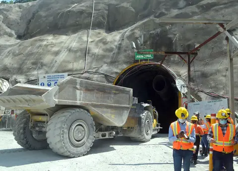 Martín Valerio dice la minería moderna no usa dinamita, sino micro ...