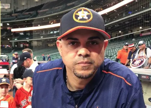 Leones anuncian al mánager Cintrón y su coaching staff | Noticias SIN